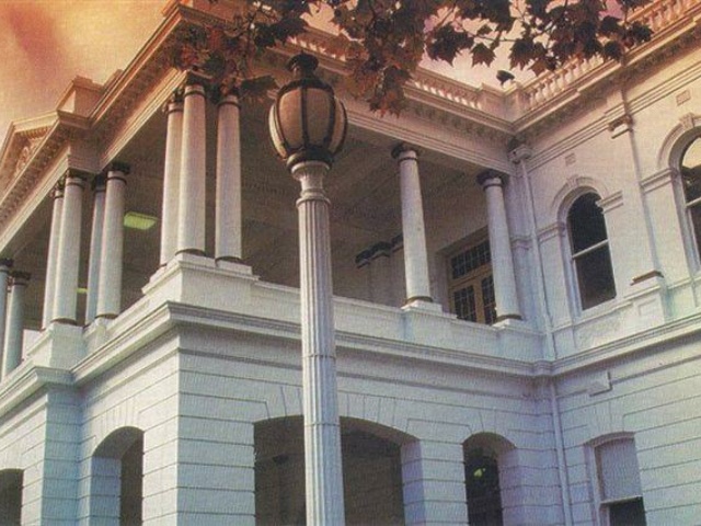 Malvern Town Hall Venue Hire & BYO Catering | Venues 2 Events